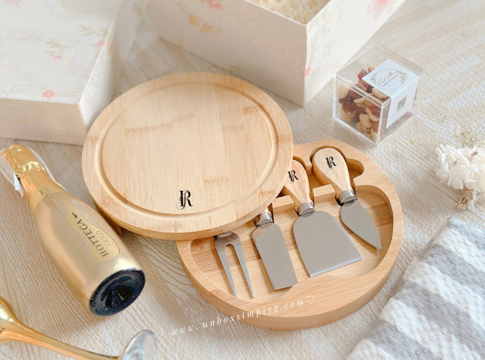 Wooden Circular Cheese Board – SimplyG Gifts